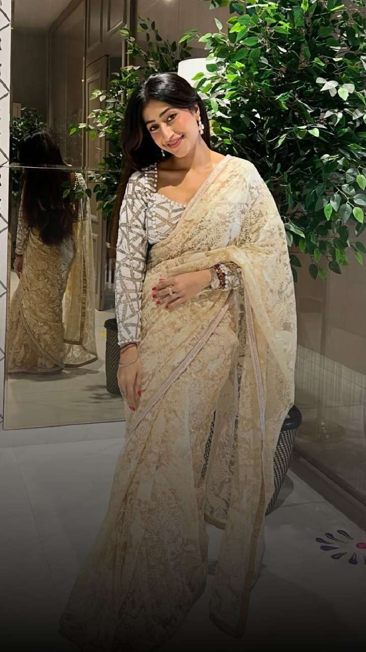 Dhanashree Verma Inspired Ethnic Outfits That Oozes Elegance Dhanashree Verma Inspired Ethnic Outfits That Oozes Elegance