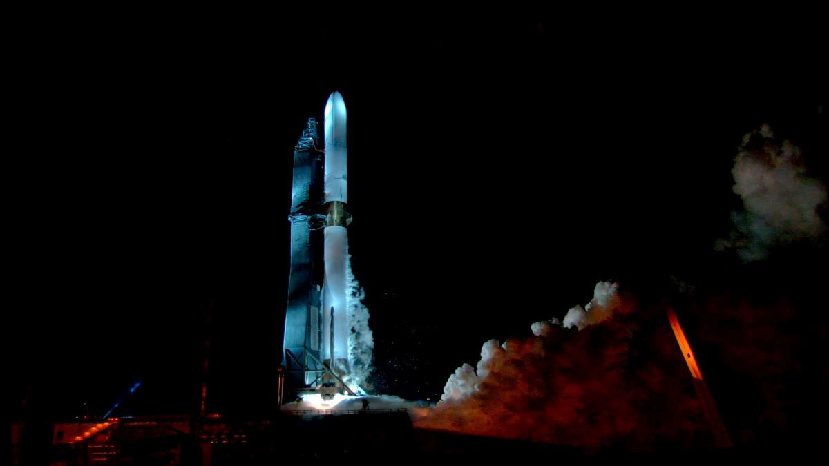 Blue Origin New Glenn Launch: How Does It Compare to SpaceX Falcon 9? Blue Origin New Glenn Launch: How Does It Compare to SpaceX Falcon 9?