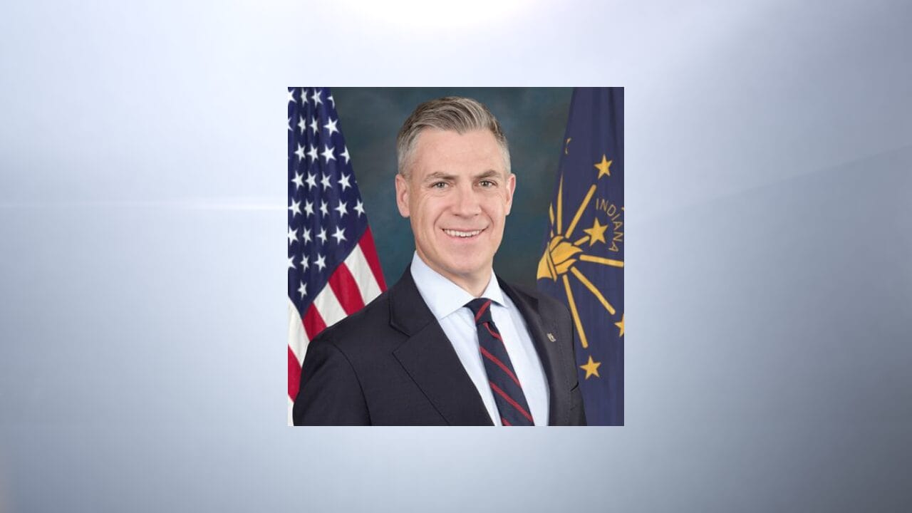 Jim Banks sworn in as Indiana's newest United States Senator