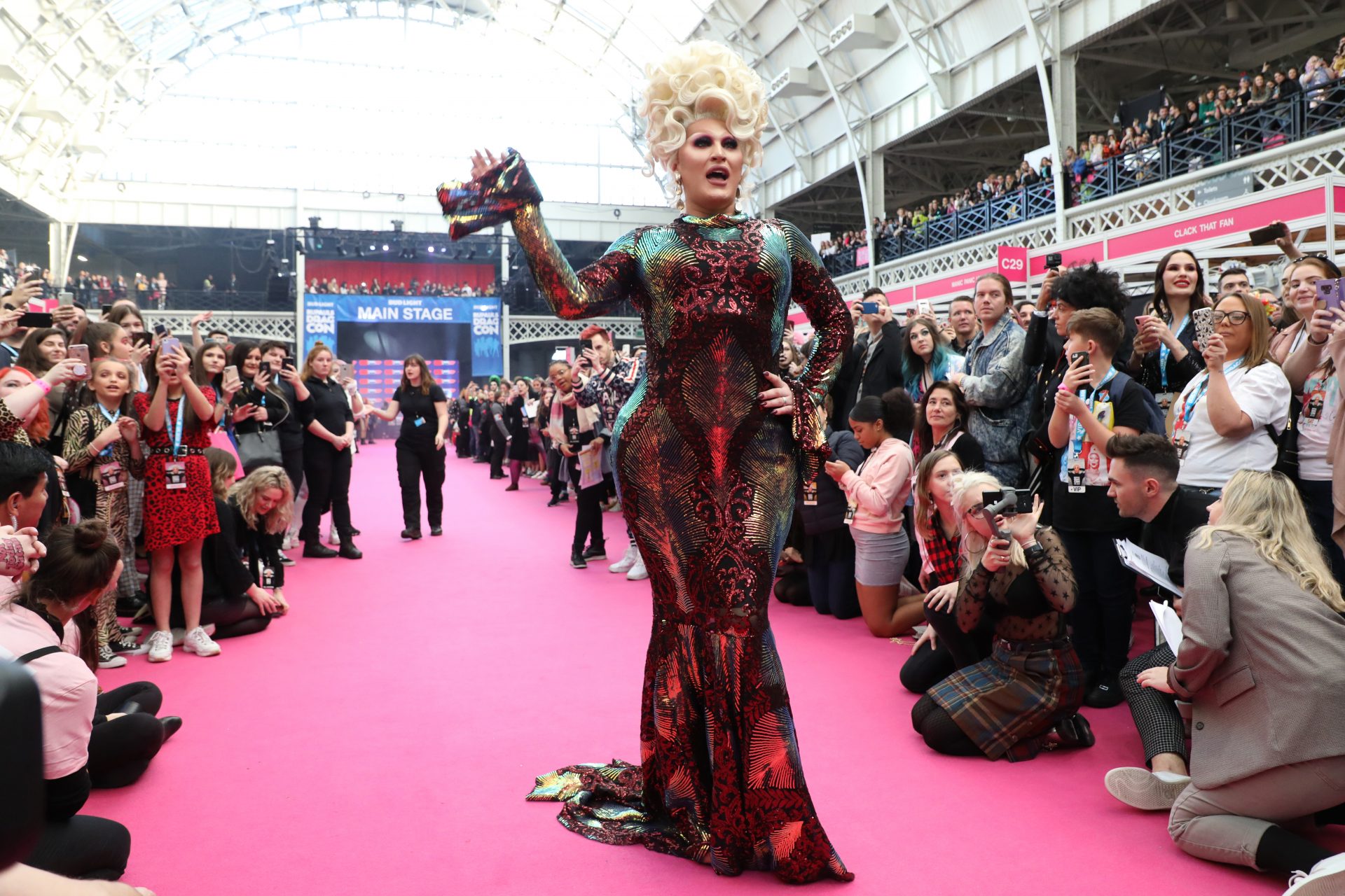 The sudden death of drag queen, Trump impersonator The Vivienne at 32