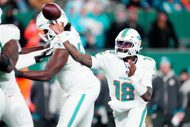 6 quarterbacks who could become the Dolphins' backup in 2025