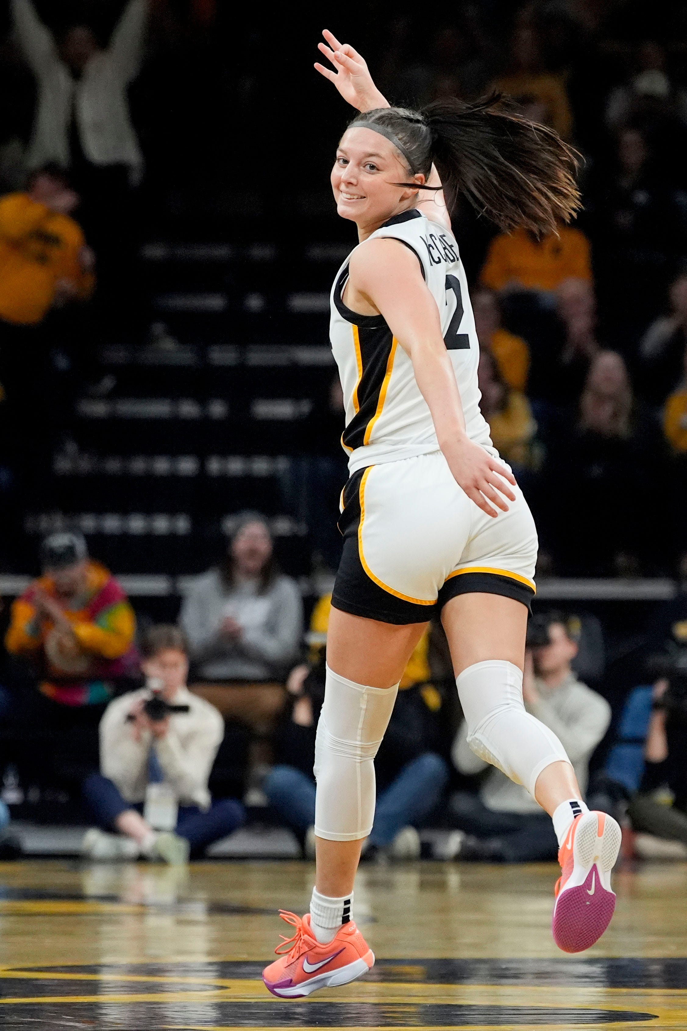 Best photos from Iowa's tussle vs. top-10 Maryland