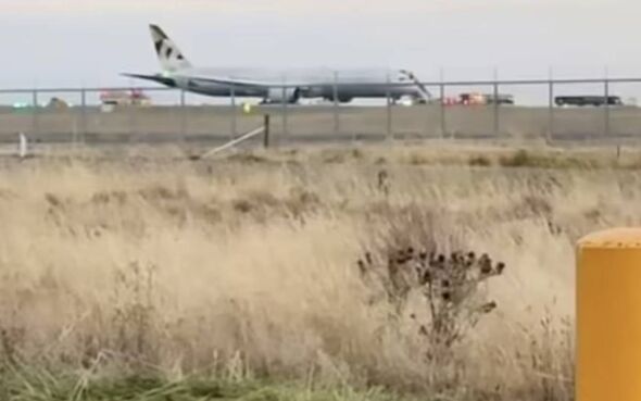 Etihad Airways plane wheels 'explode' on runway at take-off with 289 ...