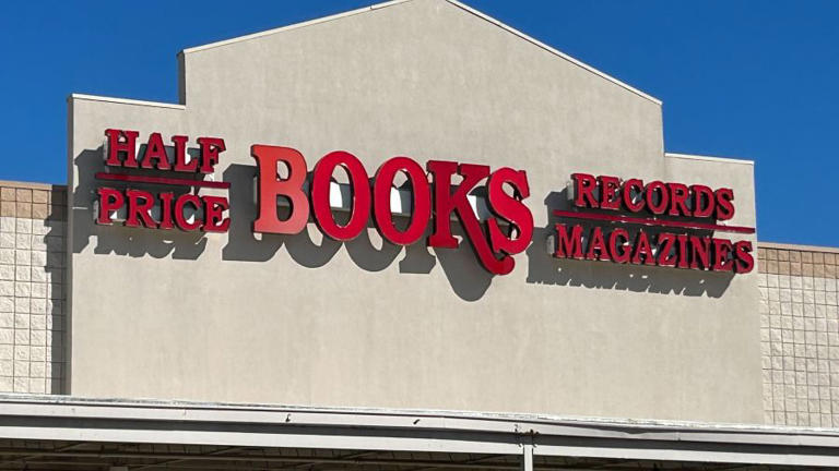 Half Price Books closing bookstore in north Austin