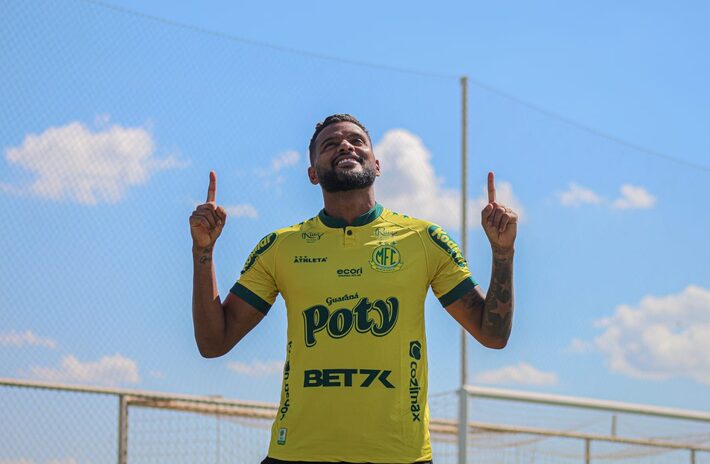 Mirassol apresenta Reinaldo, ex-Grêmio e São Paulo, e segue ...