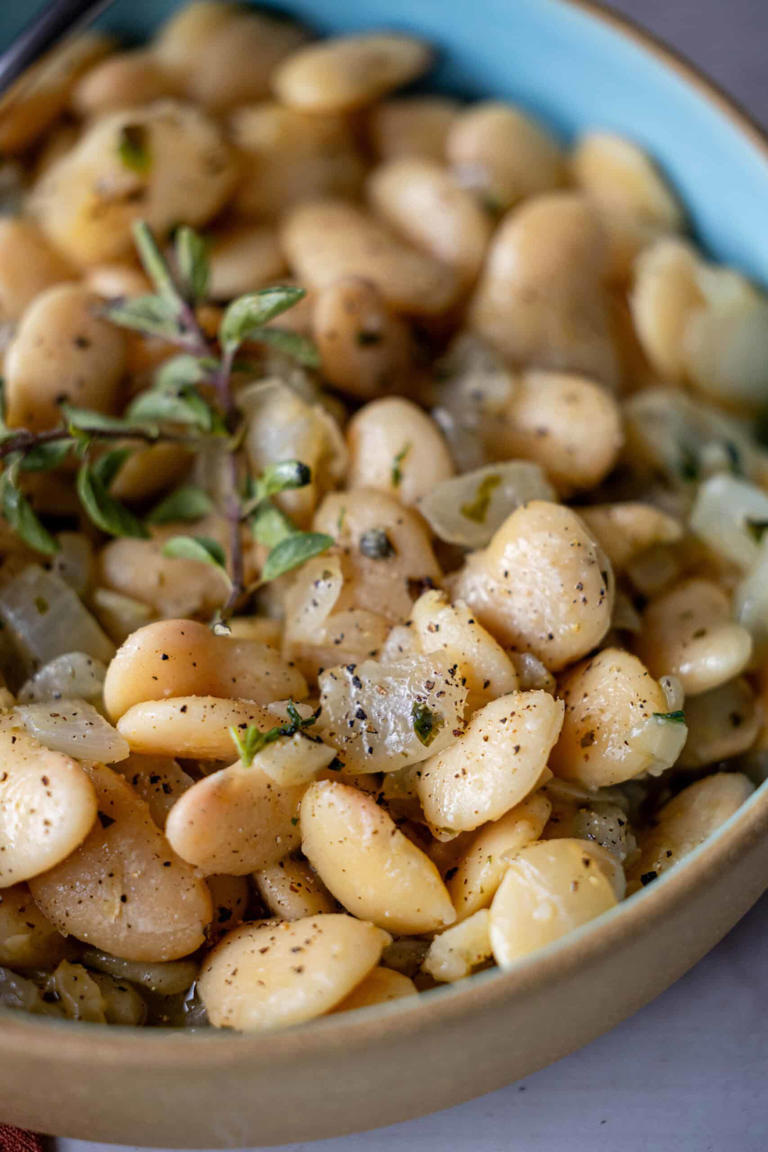Garlic Oregano Butter Beans