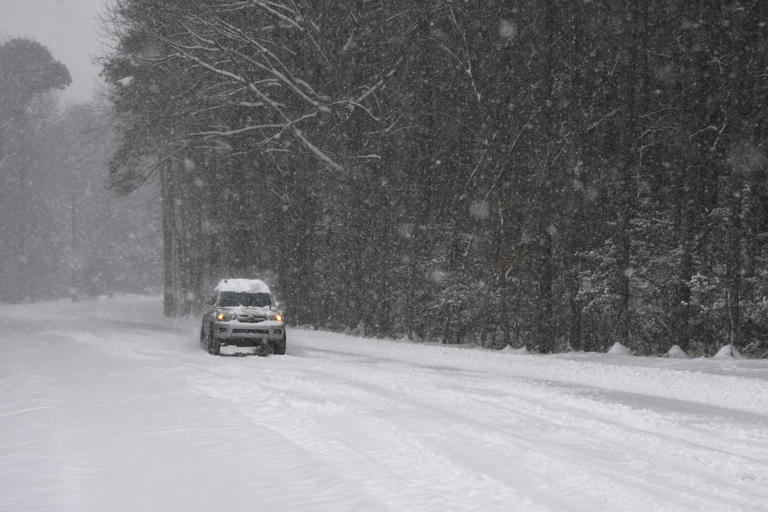 Sussex sees over 8 inches of snow before noon Monday