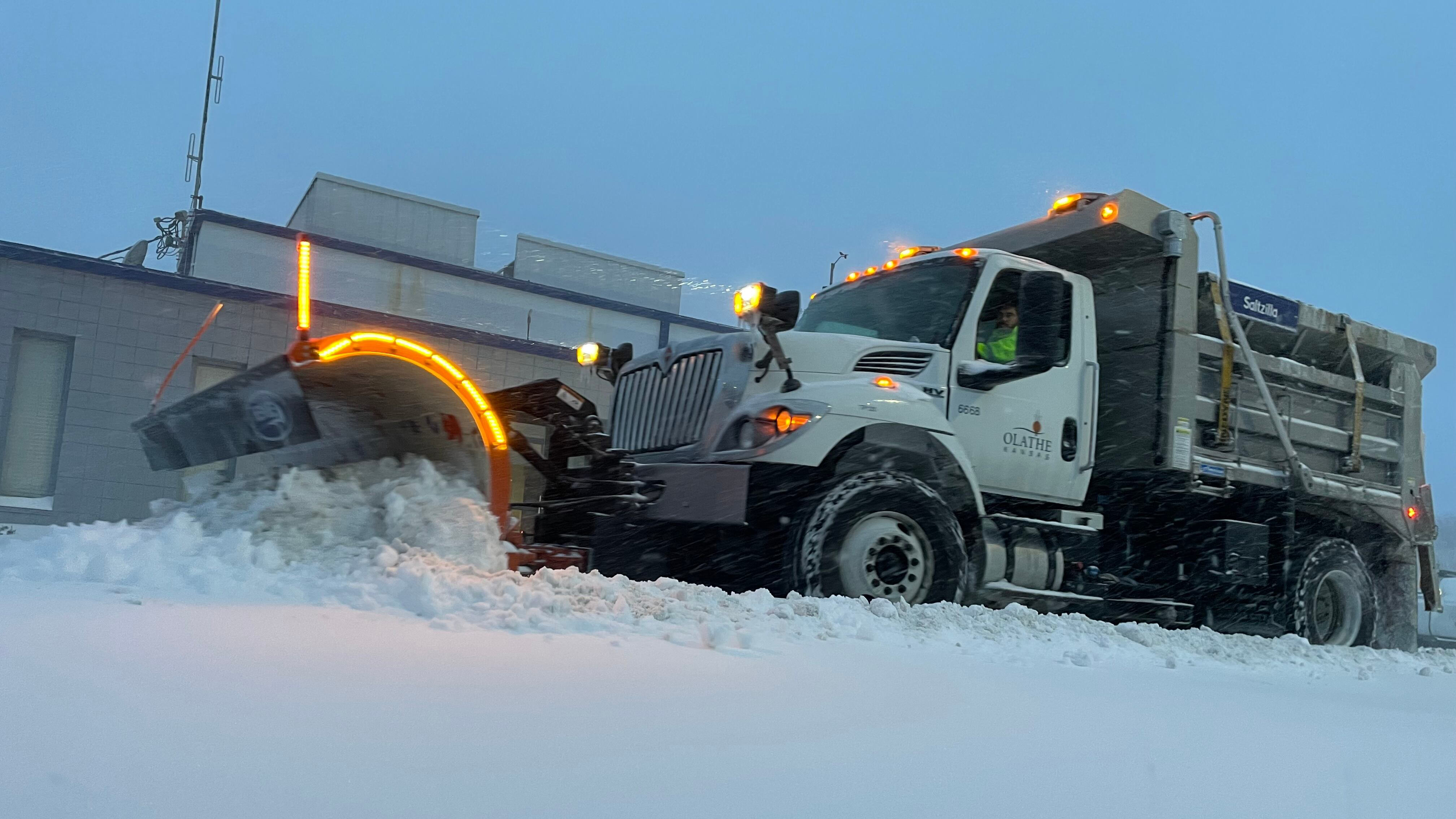 Crews continue work overnight to clear Wichita, reopen major roads ... Crews continue work overnight to clear Wichita, reopen major roads ...