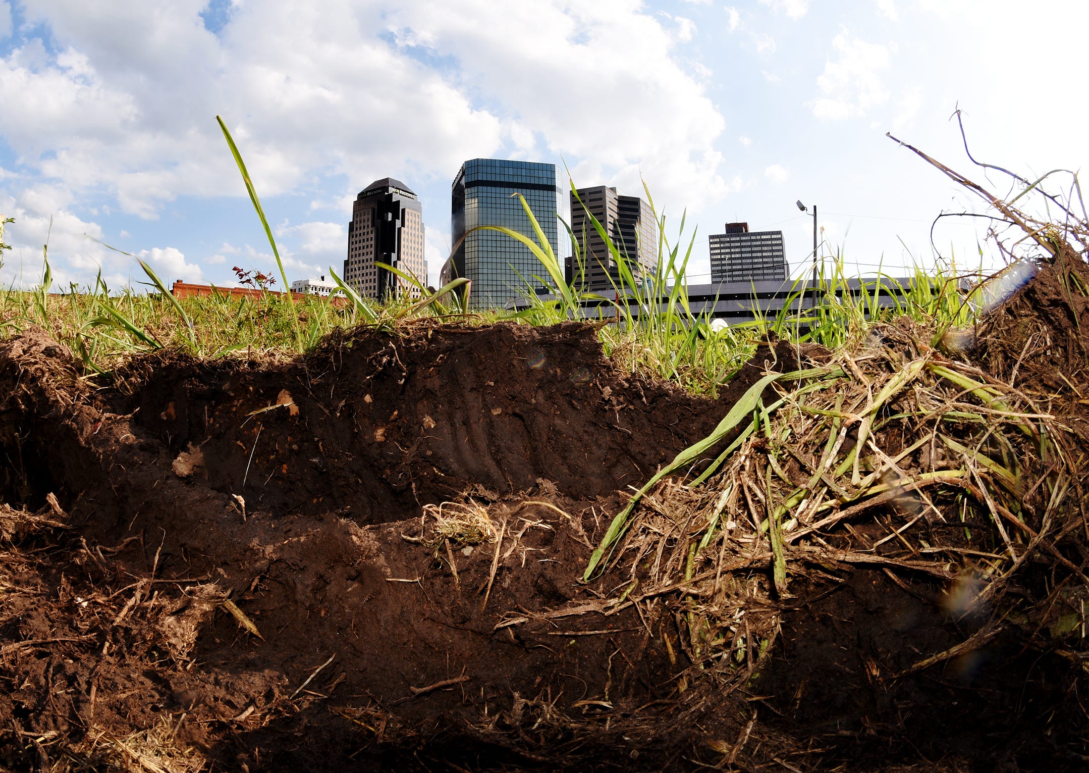 Centenary professor explains the phenomenon of minor earthquakes in ...