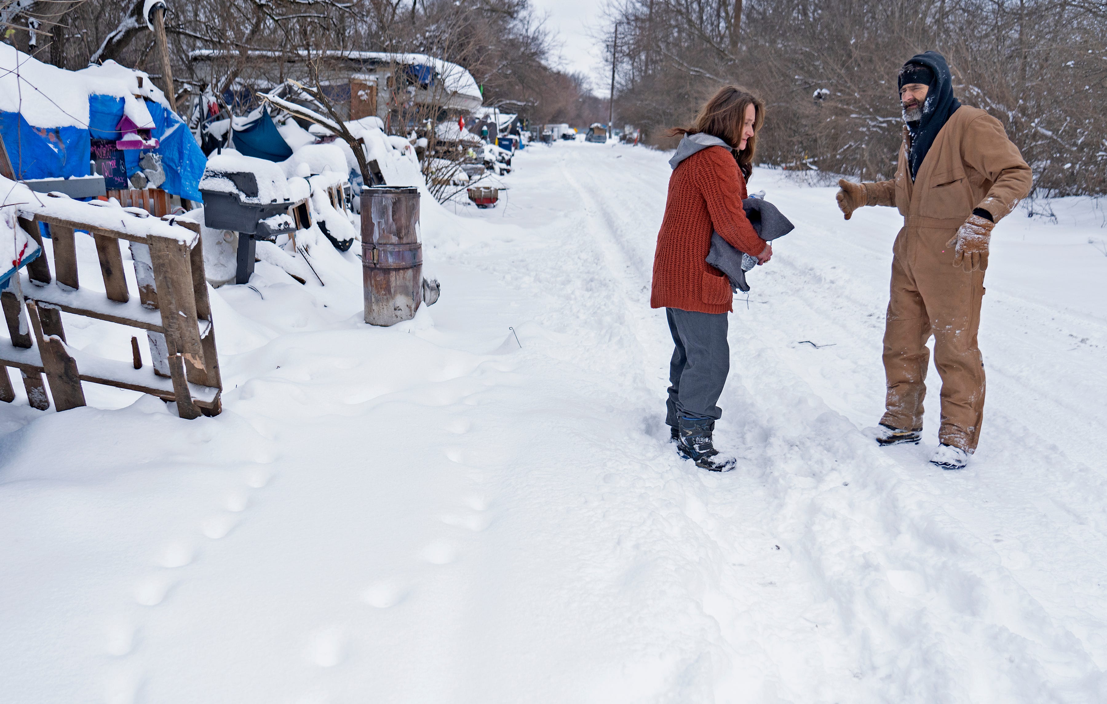 Indy plans to convert west side building into winter homeless shelter ...