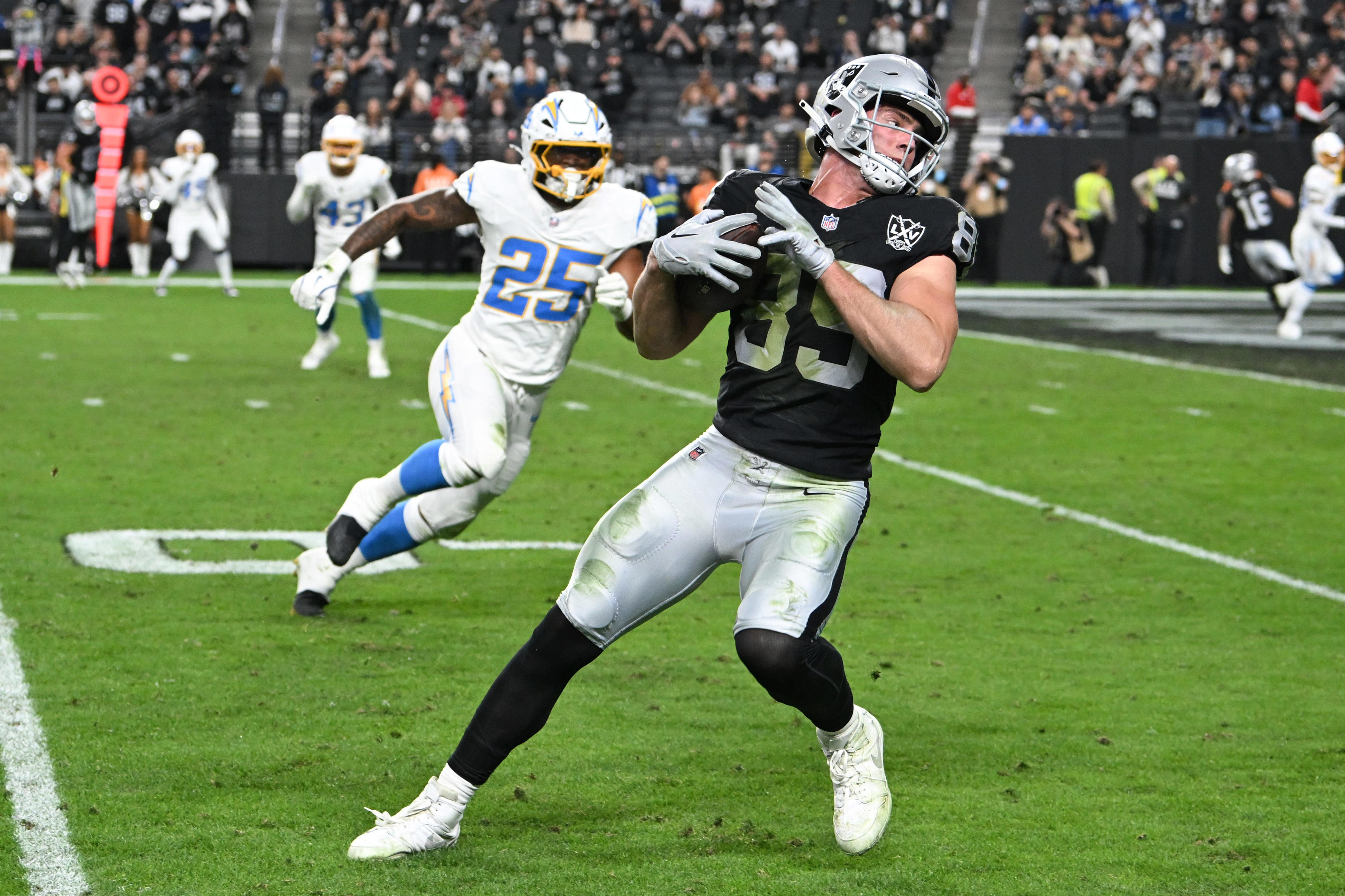 Raiders MNF inactives vs Chargers: Status of Brock Bowers, Jackson ...