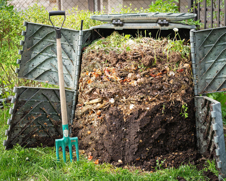 Hot Composting Guide: The Faster Way To Make Rich, Organic Compost At Home