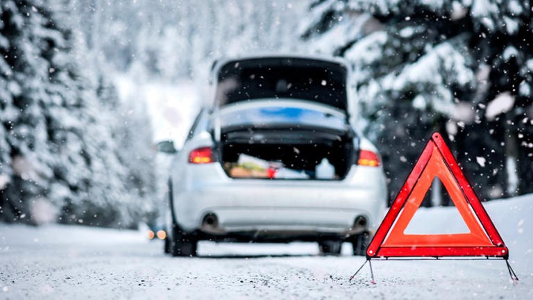 AAA: You need a winter weather emergency kit in your car. Here’s what ...