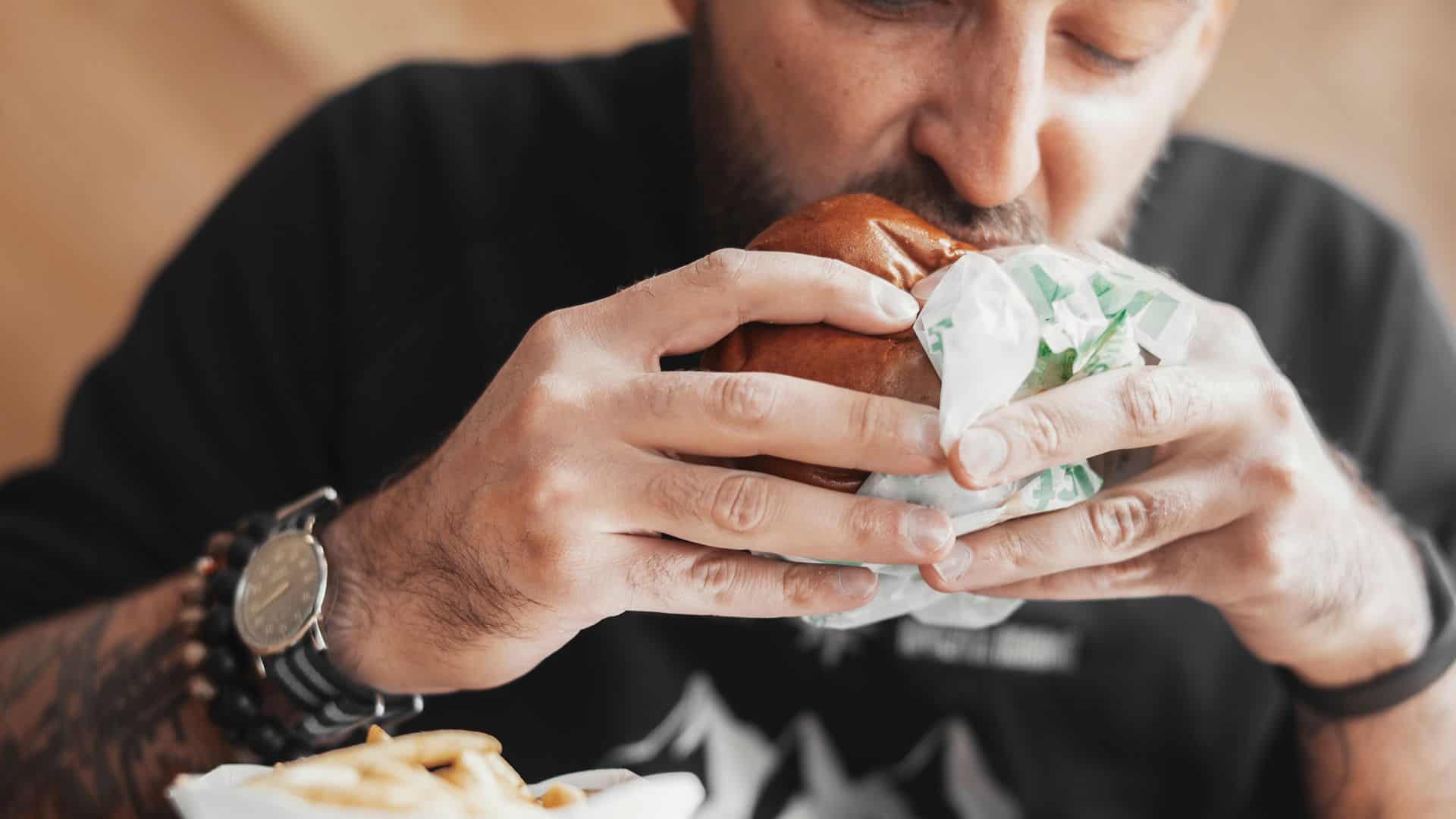 How Fast Food Addiction Is Affecting Your Body and Mind