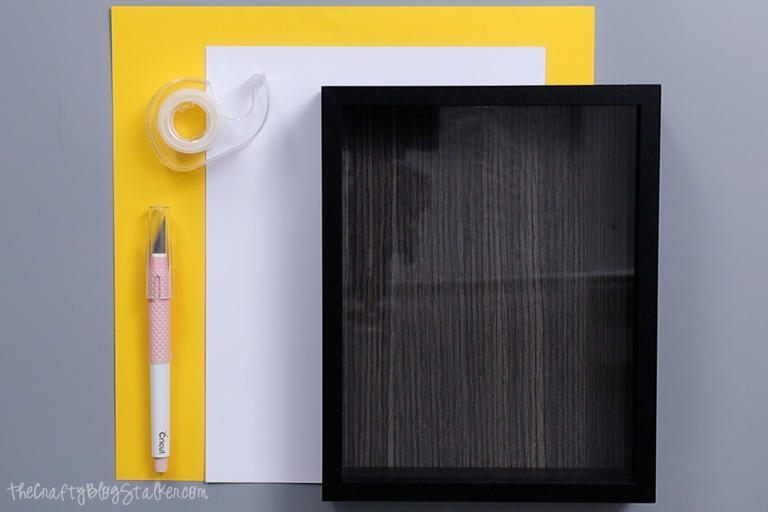 Make a Display Frame for Extra Lego Pieces