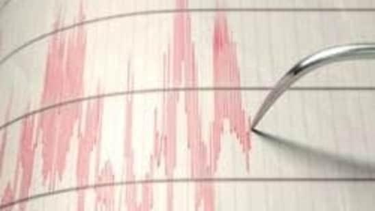 Nepal earthquake today: 7.1 magnitude quake hits Kathmandu, tremors ...