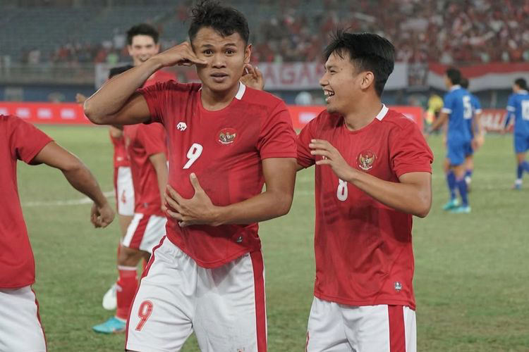 Reaksi Dimas Drajad Setelah Shin Tae-yong Dipecat PSSI, Ucapan Terima ... Reaksi Dimas Drajad Setelah Shin Tae-yong Dipecat PSSI, Ucapan Terima ...