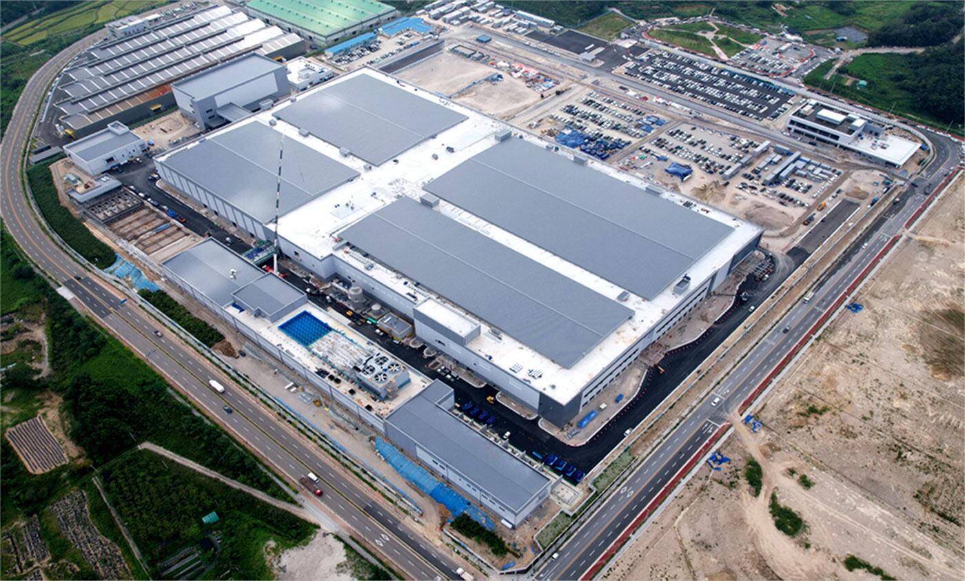 S. Korean battery giants delay factory plans as EV demand slows