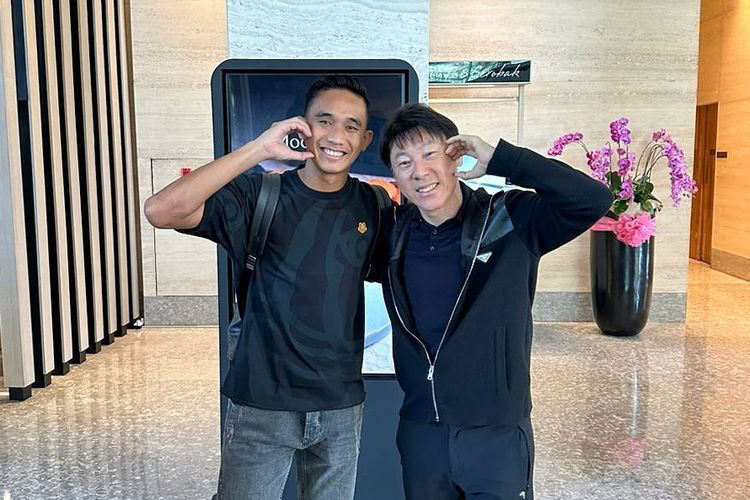 Rizky Ridho dan Marselino Ferdinan Ucapkan Terima Kasih pada Shin Tae ... Rizky Ridho dan Marselino Ferdinan Ucapkan Terima Kasih pada Shin Tae ...