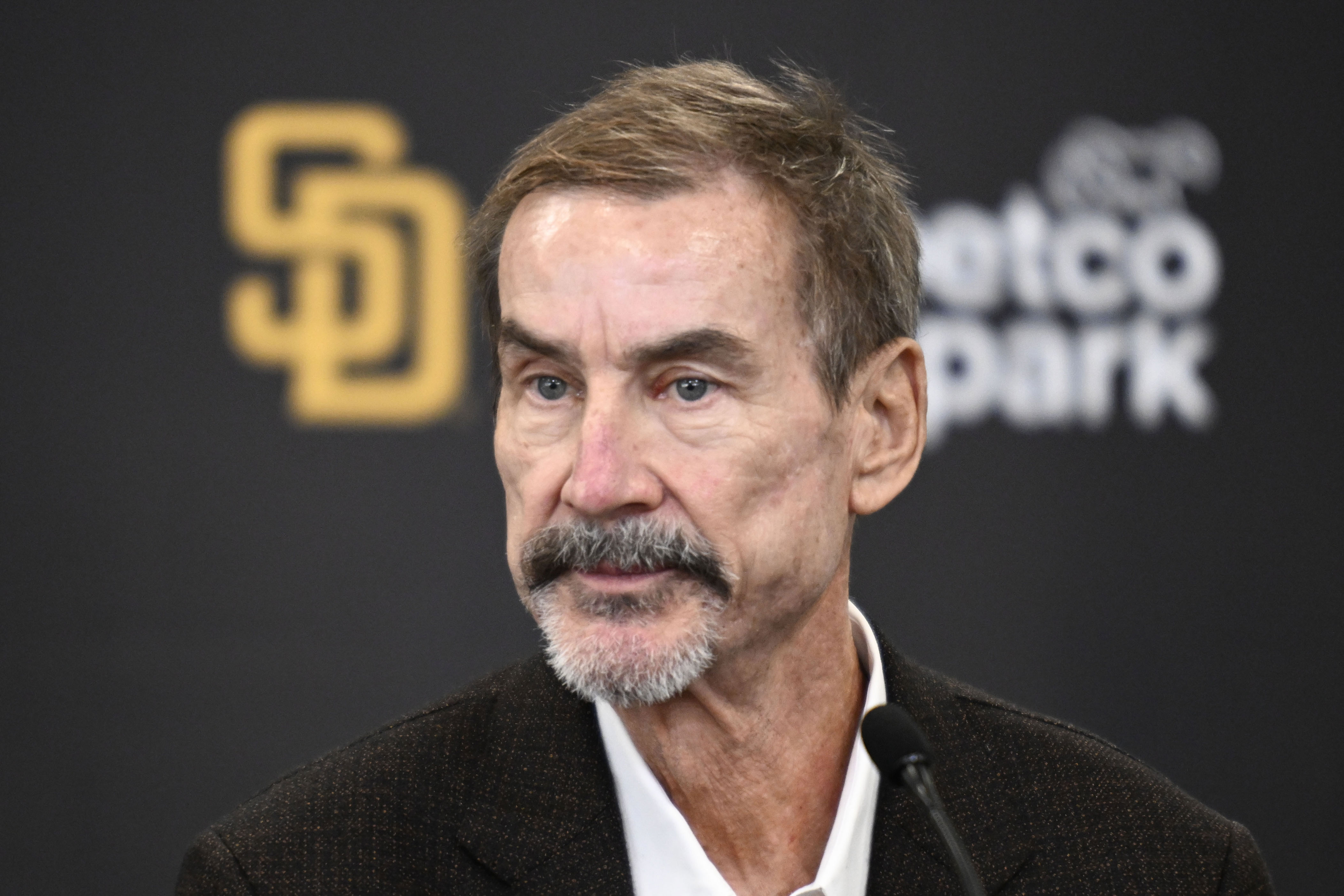 Padres owner's widow, Sheel Seidler, suing Peter Seidler's brothers for ...