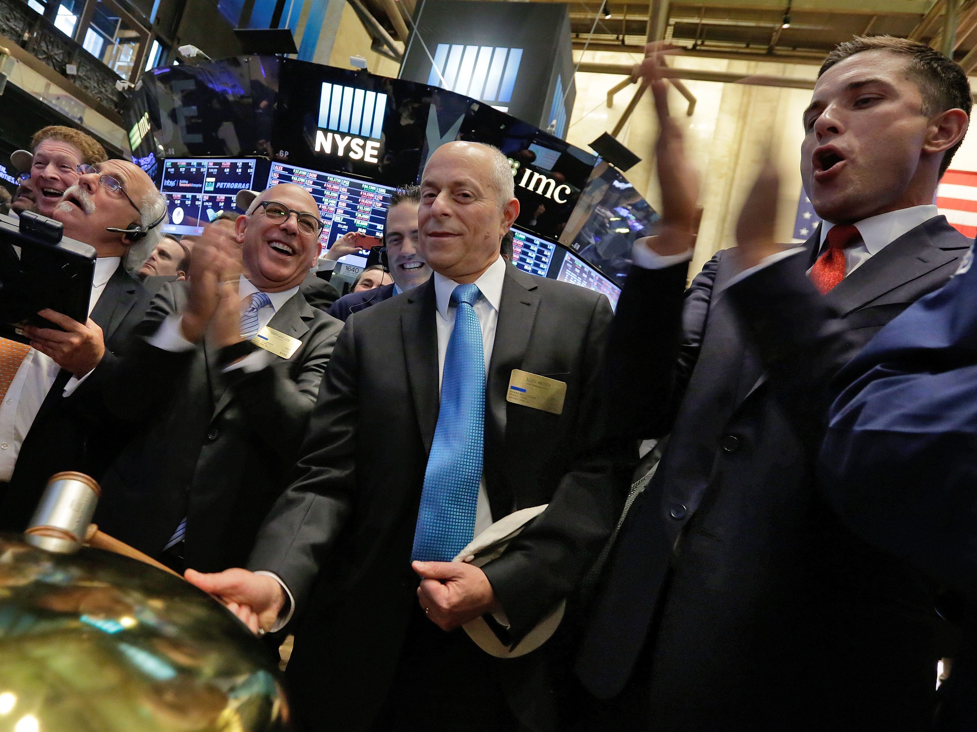 Stock market today: Tech rallies as AI names lead markets higher ahead ...