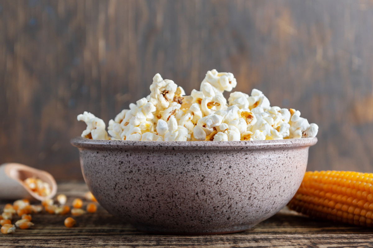 Here's What Happens to Your Body if You Eat Popcorn Every Day