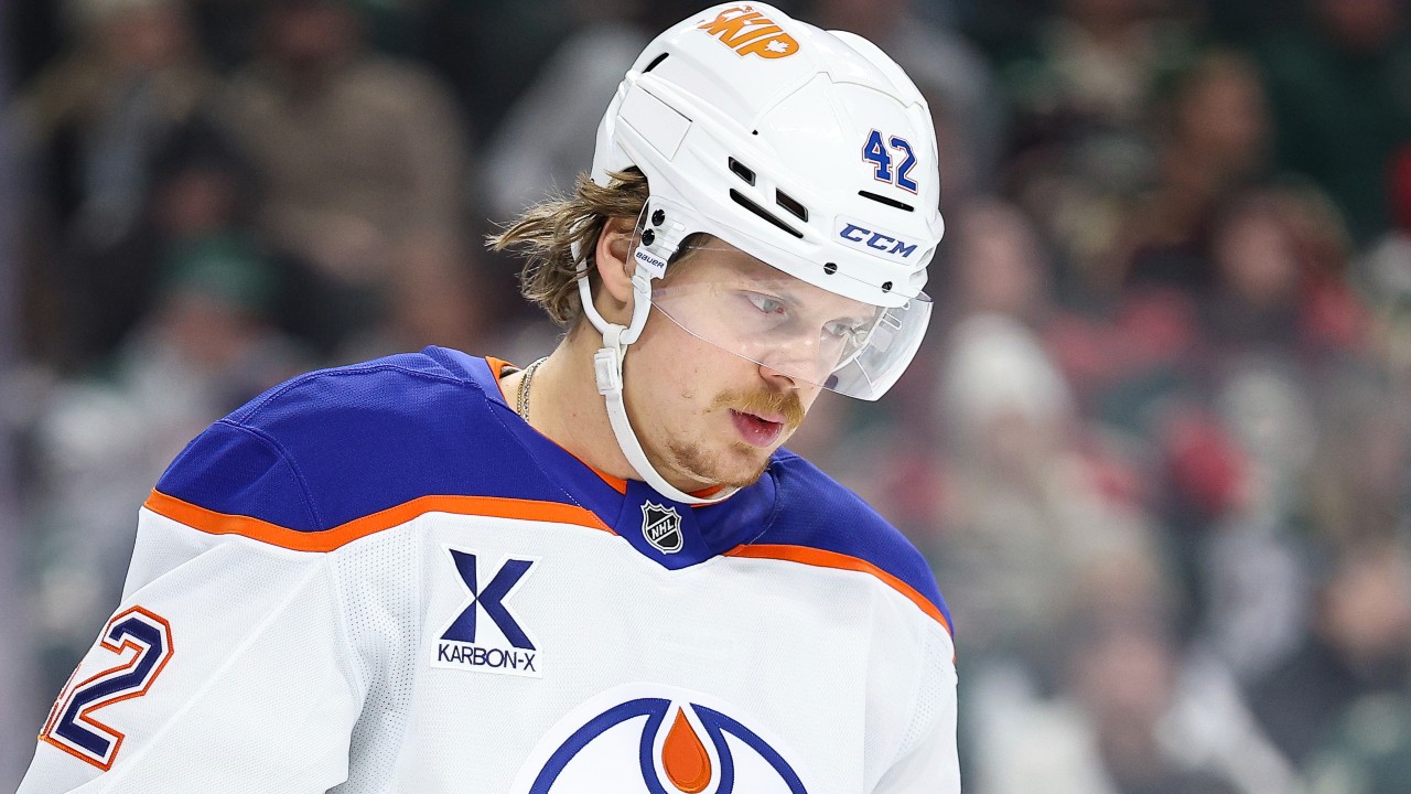 Kasperi Kapanen remaining with Oilers on one-year deal