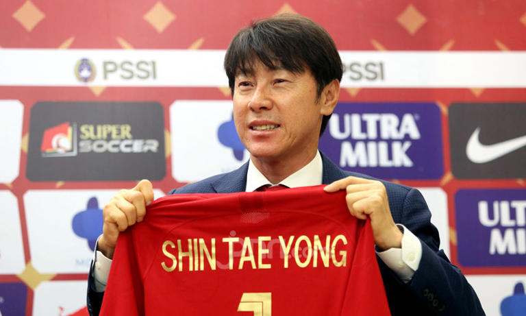 Adu Prestasi Shin Tae Yong dan Patrick Kluivert Sebagai Pelatih, Siapa ... Adu Prestasi Shin Tae Yong dan Patrick Kluivert Sebagai Pelatih, Siapa ...