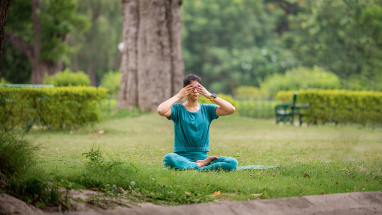 Bhramari Pranayama: 6 health benefits of doing this every morning