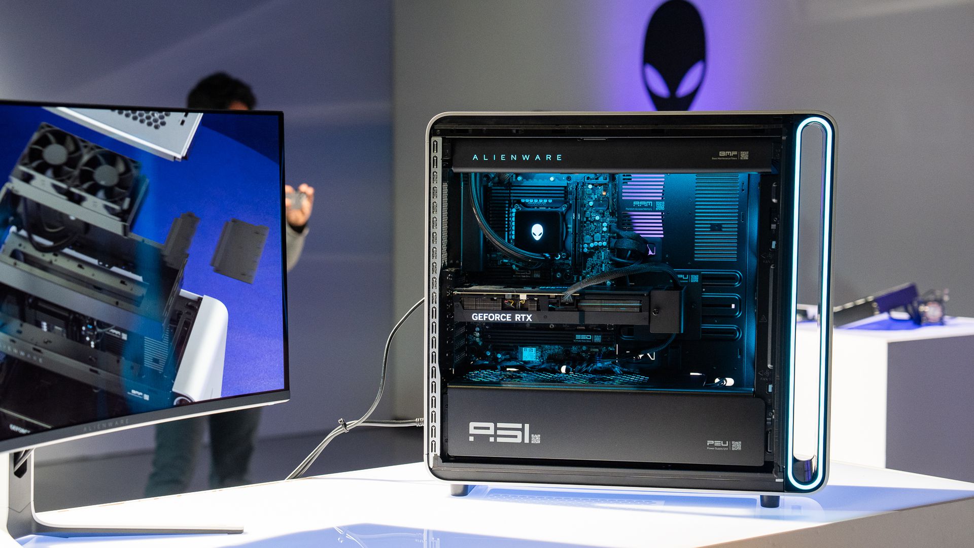 Alienware’s flagship desktop finally ditches proprietary parts
