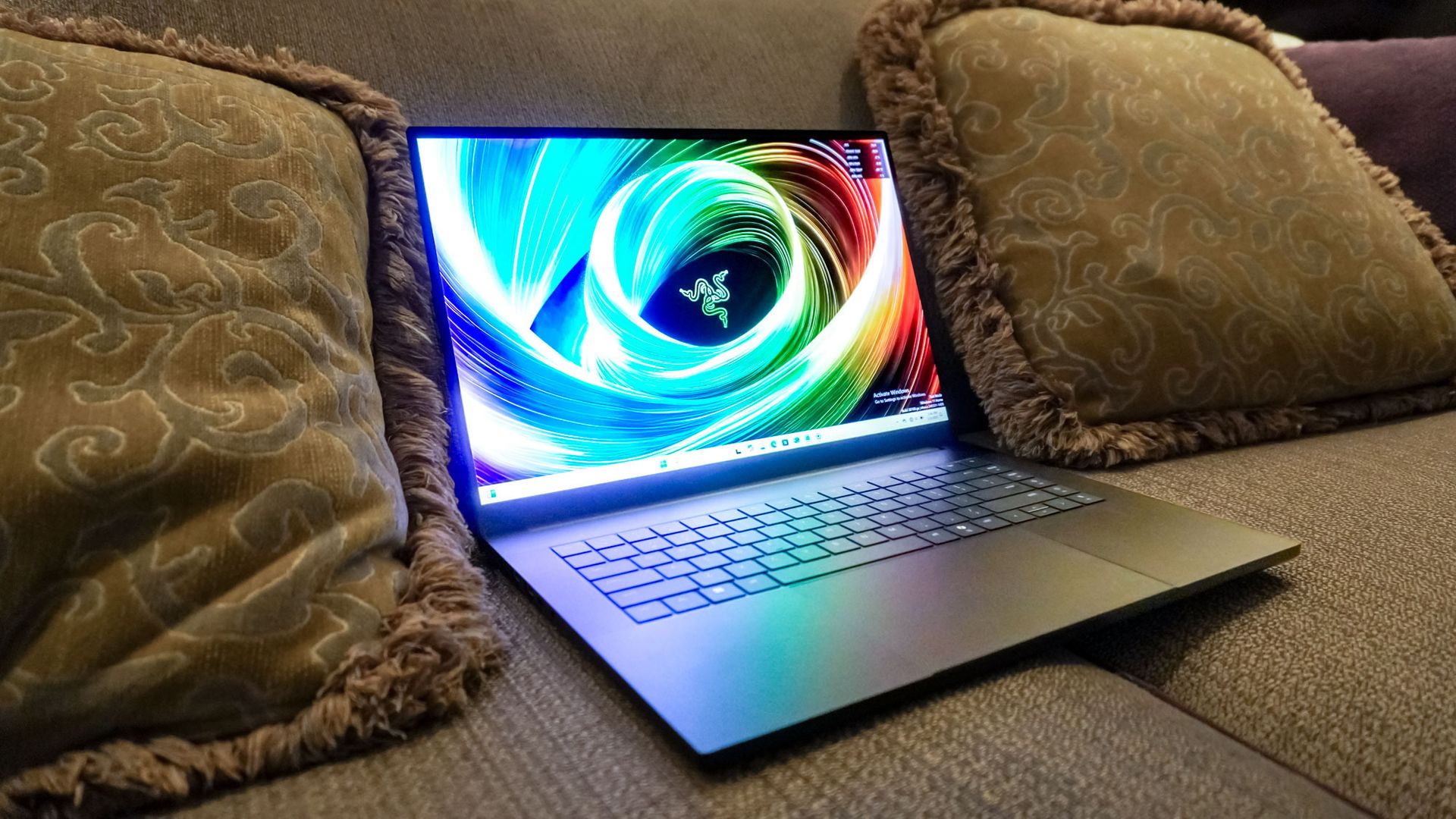 Razer just gave the Blade 16 a major AMD-powered overhaul — and now it ...