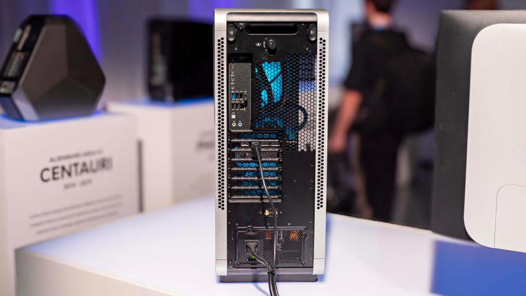 Alienware Rediscovers Its Enthusiast Roots With Area-51 Desktop and Laptops