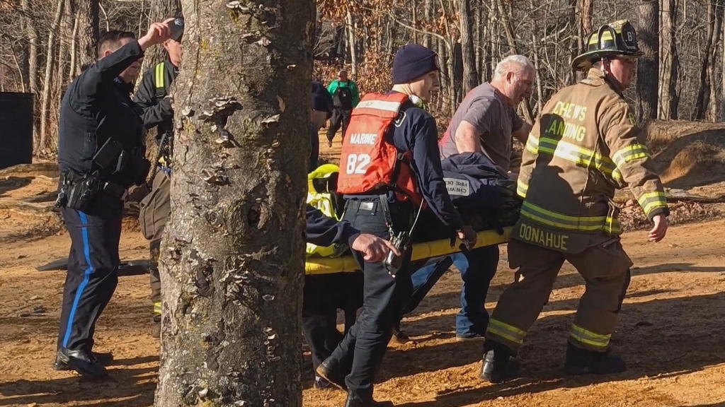 Video shows rescue of woman, 2 dogs from New Jersey creek — hours after ... Video shows rescue of woman, 2 dogs from New Jersey creek — hours after ...