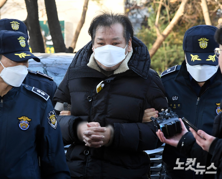 검찰, '억대 정치자금 수수 혐의' 건진법사 구속영장 재청구