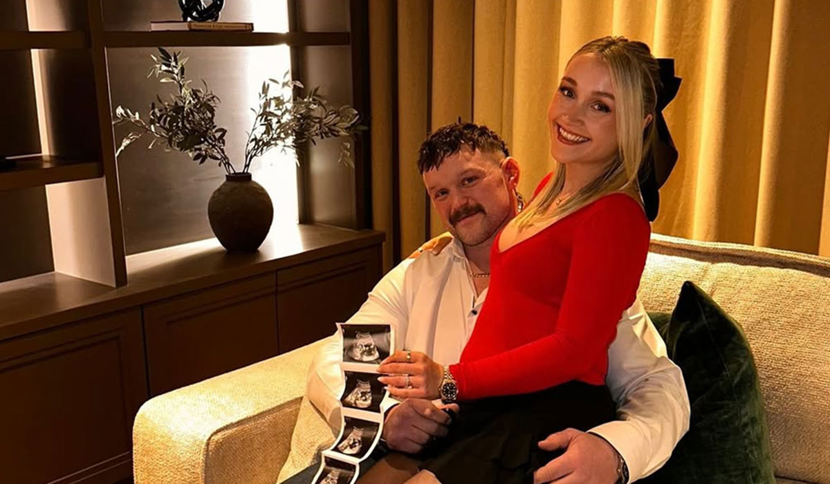 French fans troll pregnant Elaine Porter and unborn son after Dupont's ...