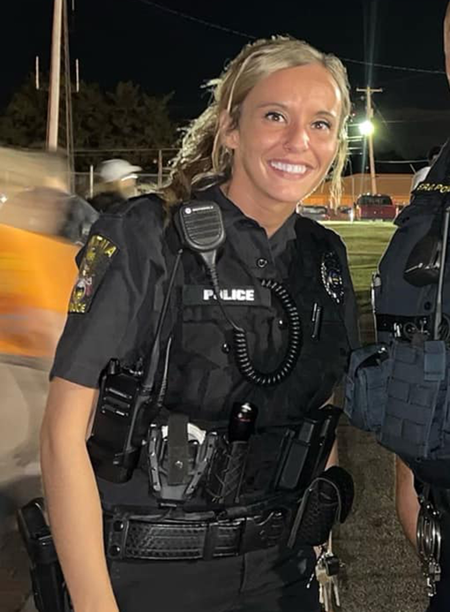 Ohio cop claims sheriff’s agency spread explicit pics of her after ...