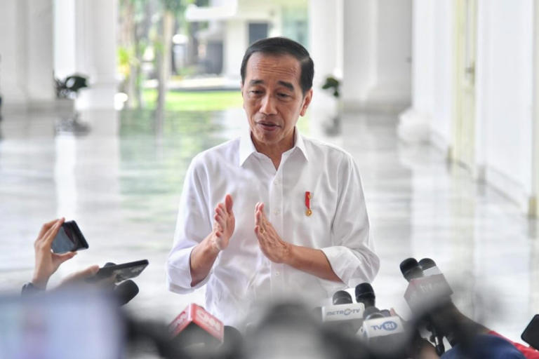 Jokowi sudah Tahu Shin Tae-yong Akan Dipecat PSSI dan Siapa Penggantinya Jokowi sudah Tahu Shin Tae-yong Akan Dipecat PSSI dan Siapa Penggantinya