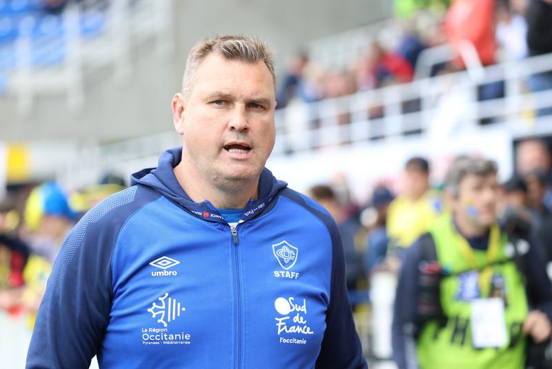 Jeremy Davidson steps back from head coach job with Castres