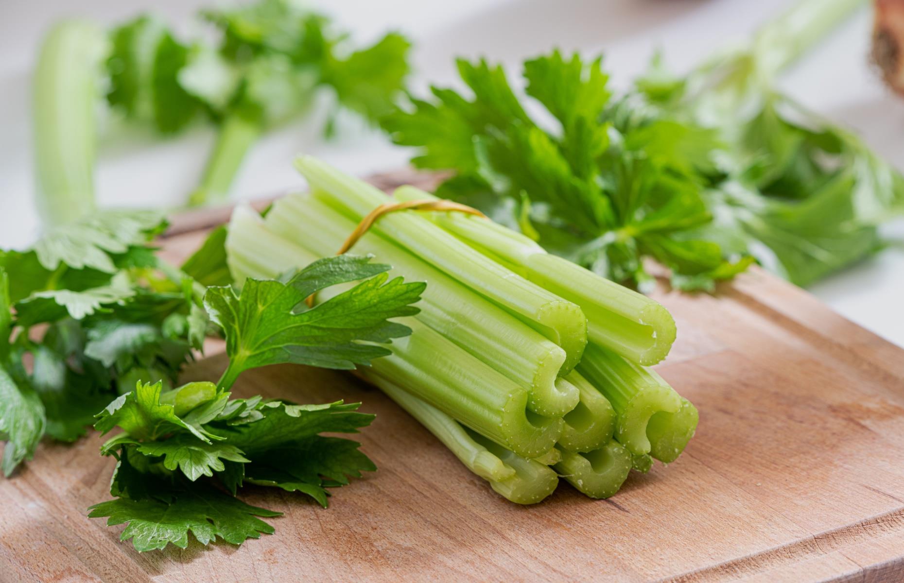 Nutritionists rank vegetables from best to worst