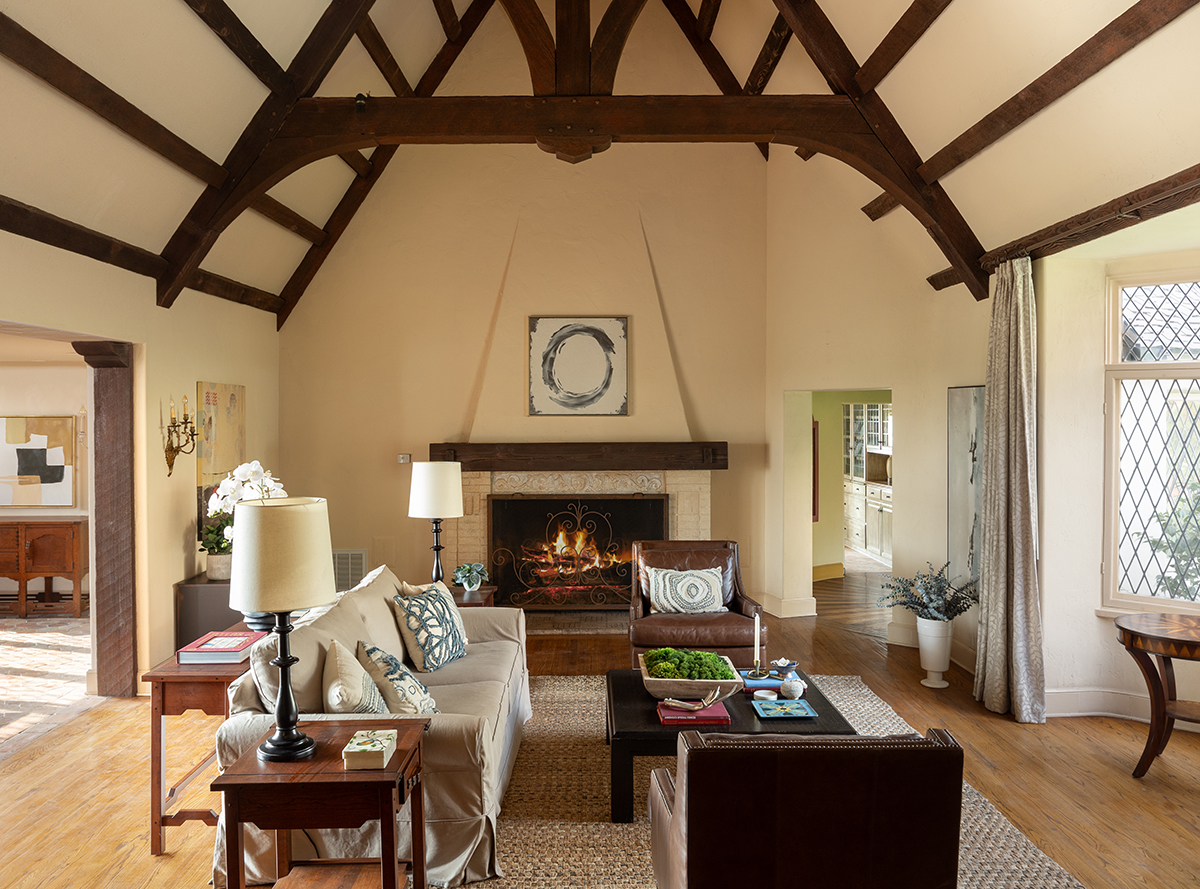 The Linnard House in Photos