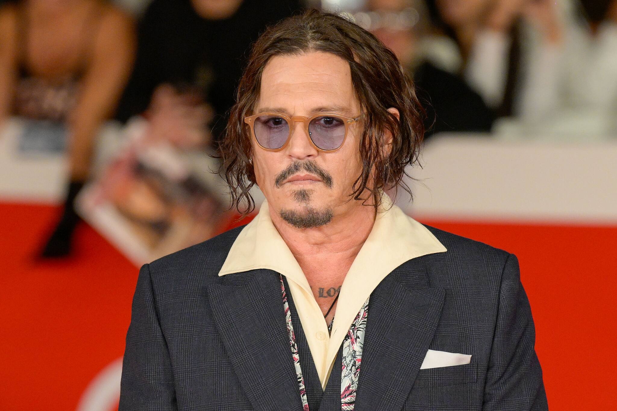 Johnny Depp veröffentlicht Foto aus neuem Film „Day Drinker“
