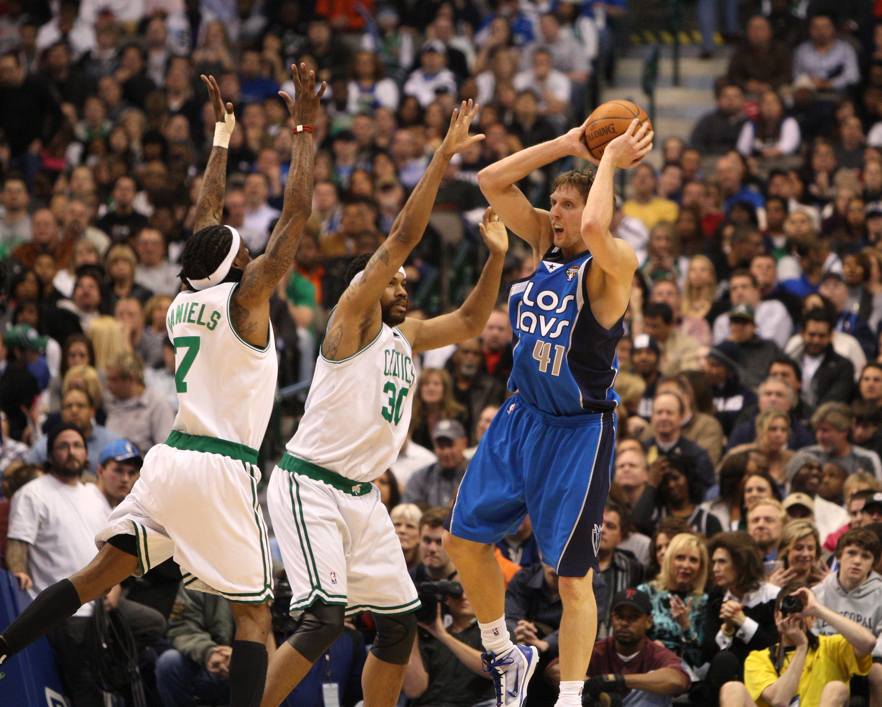 Today in Boston Celtics history: Walker career-high 49; Daniels, Day born