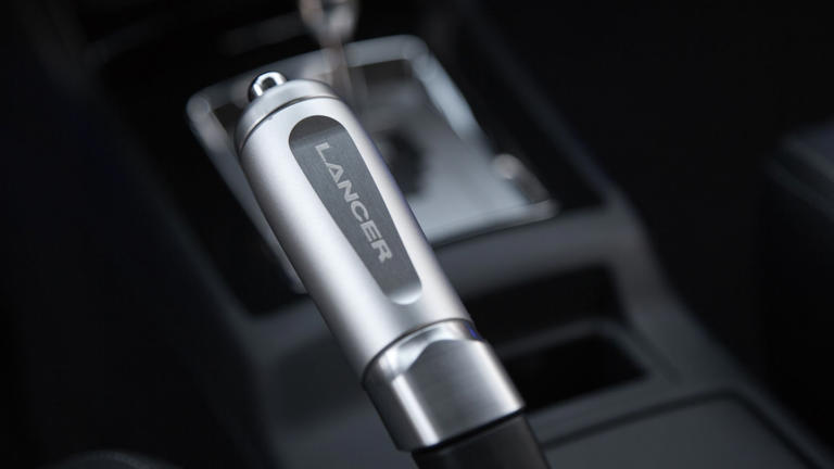 10 Modern Car Features That Won't Age Well