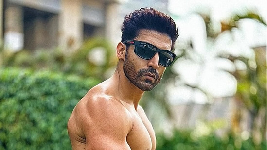 Gurmeet Choudhary's diet for toned body at 40 is quite rigorous: 'I eat ... Gurmeet Choudhary's diet for toned body at 40 is quite rigorous: 'I eat ...