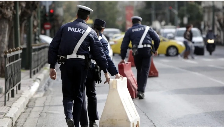 Θεοφάνεια: Κυκλοφοριακές ρυθμίσεις σε Αθήνα και Πειραιά - Πώς θα ...