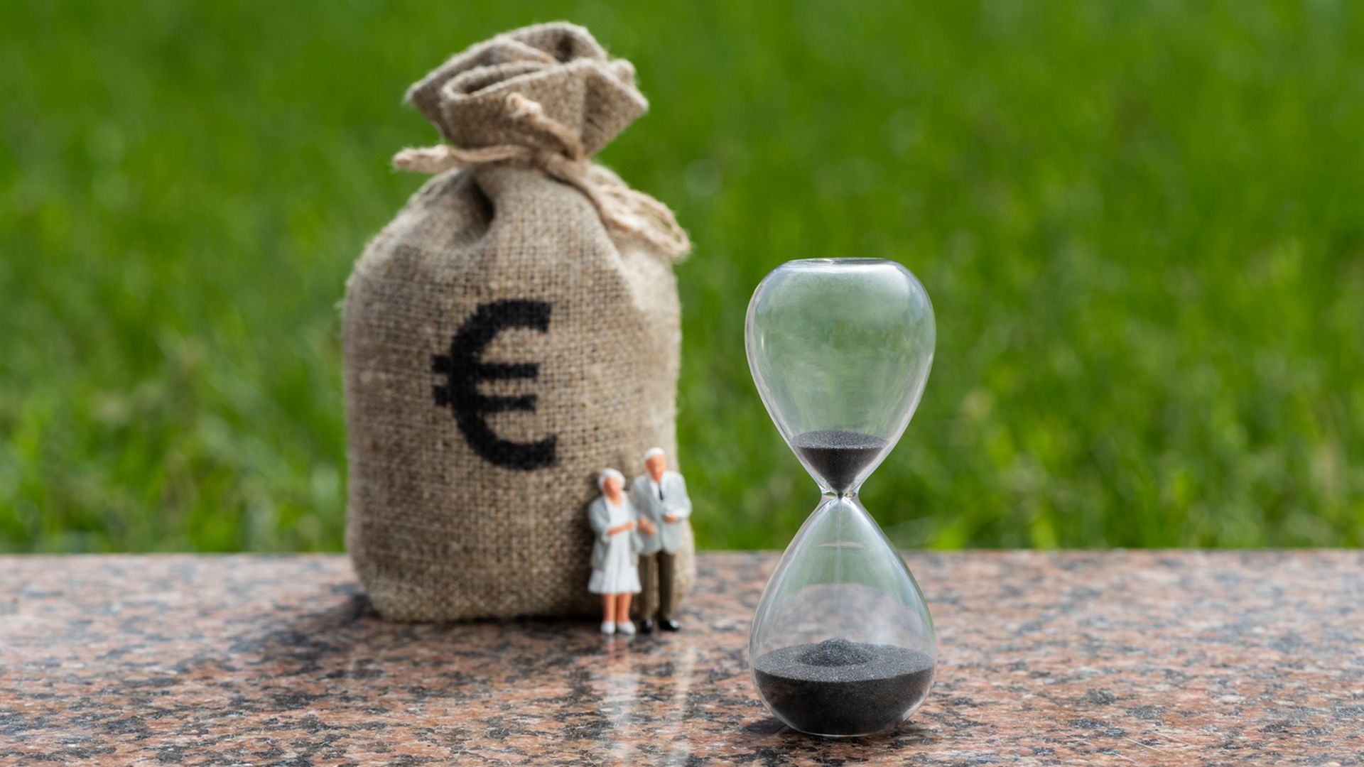 Pensione di vecchiaia: quanto tempo per la pratica INPS?