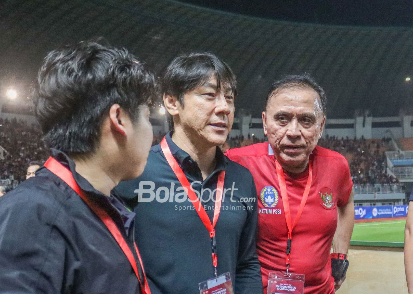 Sempat Satu Komando, Iwan Bule Bangga dengan Shin Tae-yong yang Angkat ... Sempat Satu Komando, Iwan Bule Bangga dengan Shin Tae-yong yang Angkat ...