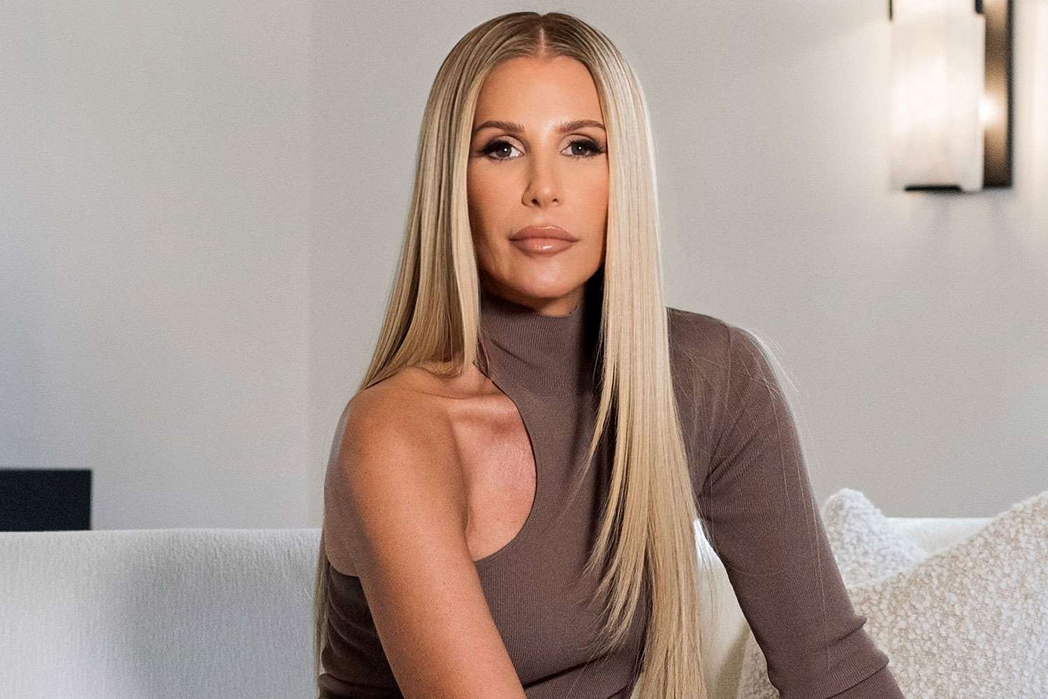 “Million Dollar Listing L.A.'”s Tracy Tutor Leaves Douglas Elliman for ...