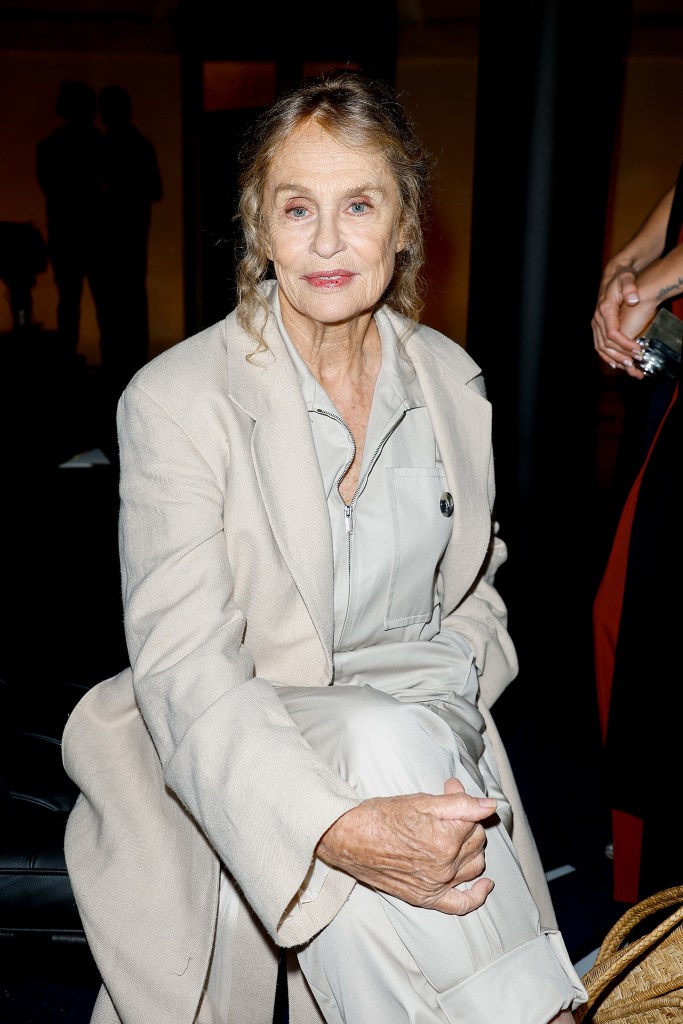 Lauren Hutton's Journey From '60s Model to Iconic Style and Beauty Icon