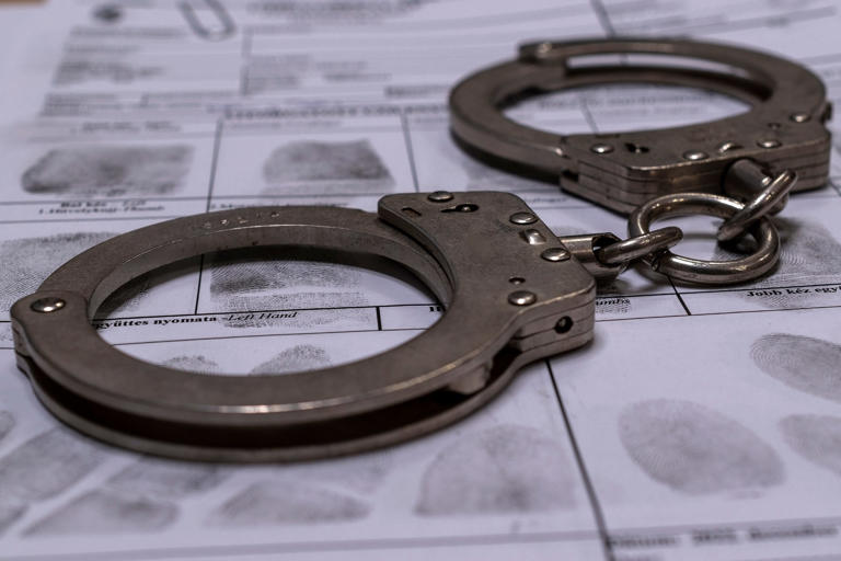 New suspect charged in 1997 killing after witness ID'd wrong man in ...